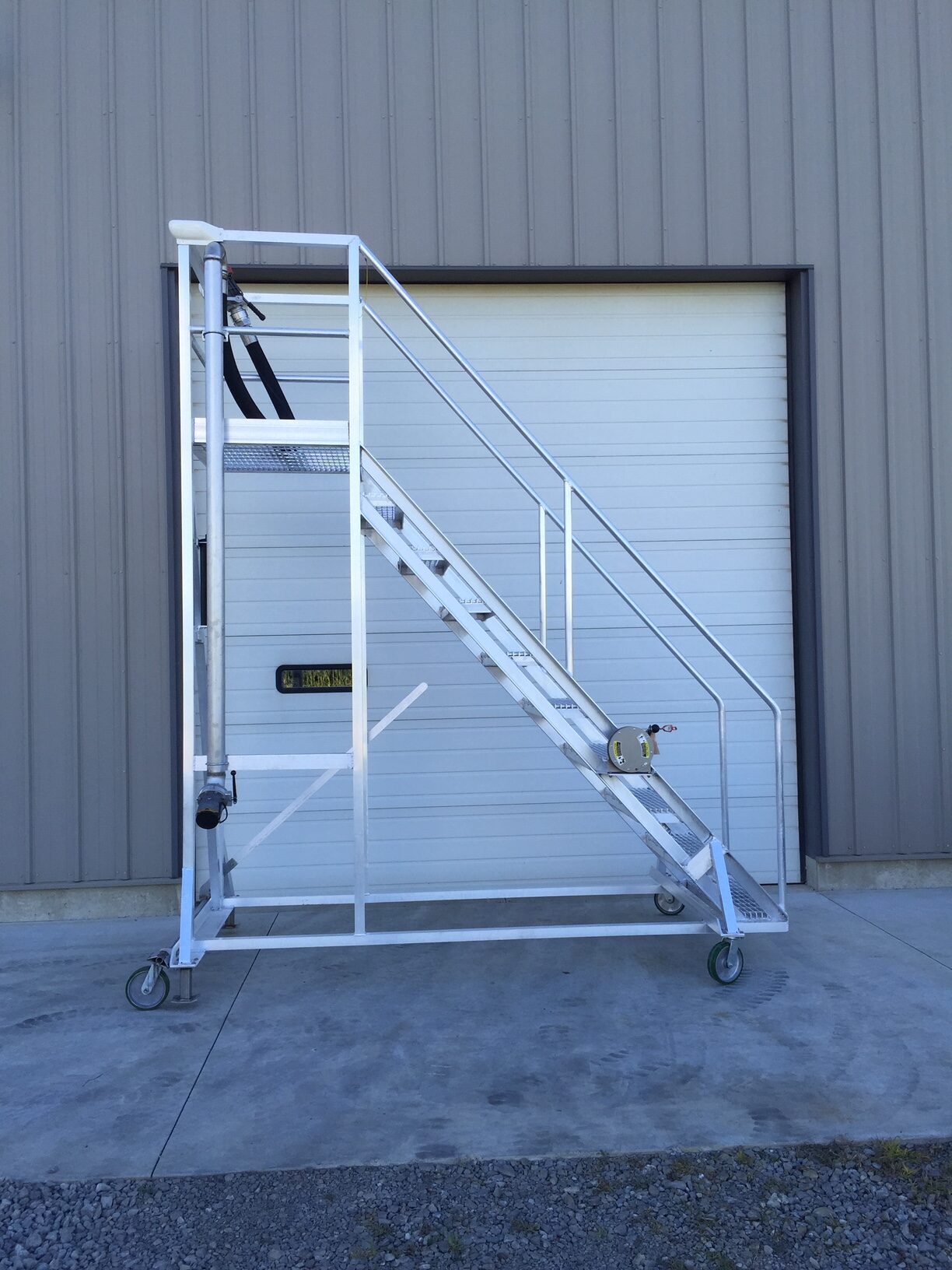 Custom Fueling Stands - DTS Aviation Equipment